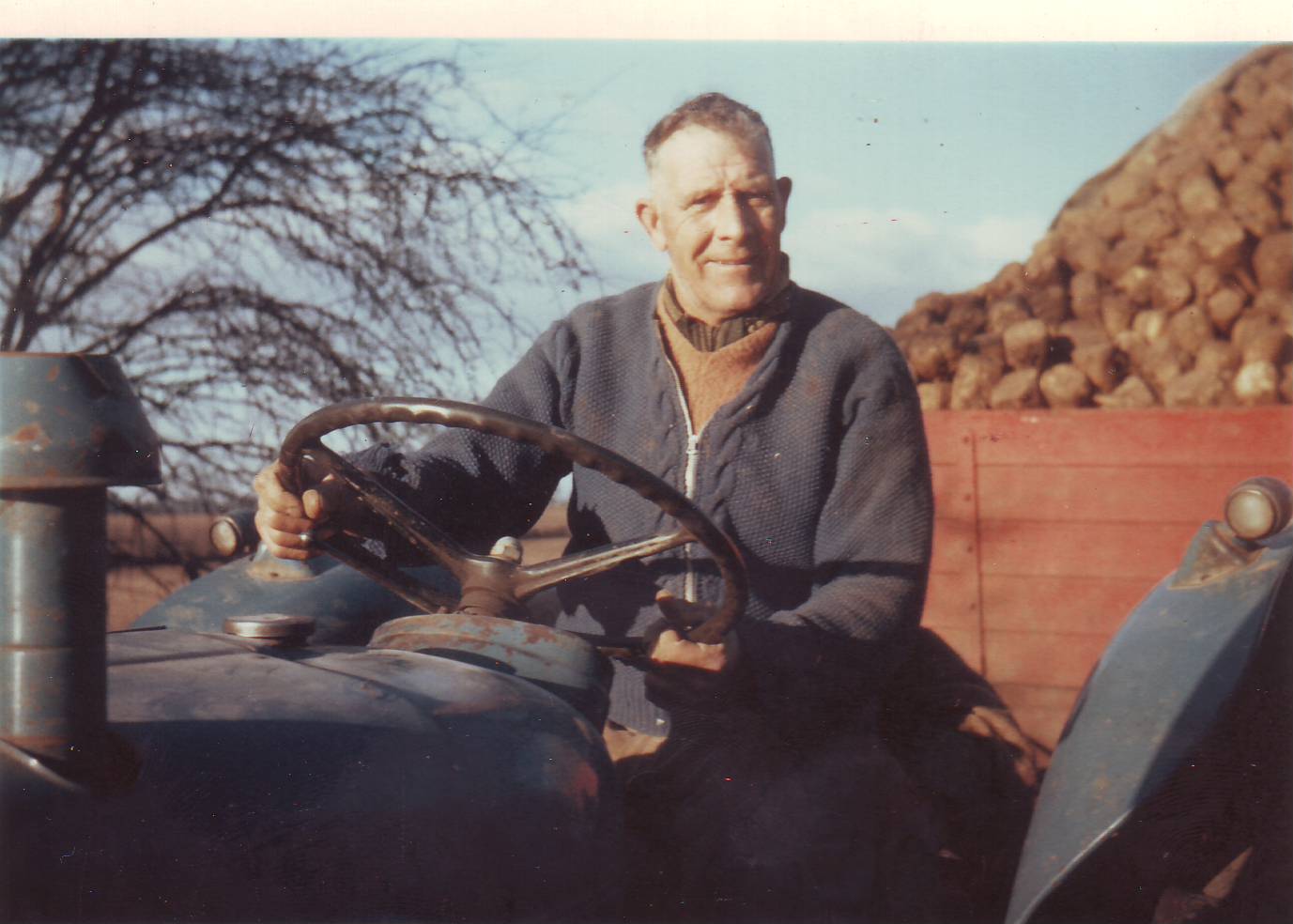 Photographs of Fincham Farms and Farmers – Fincham Local History Society